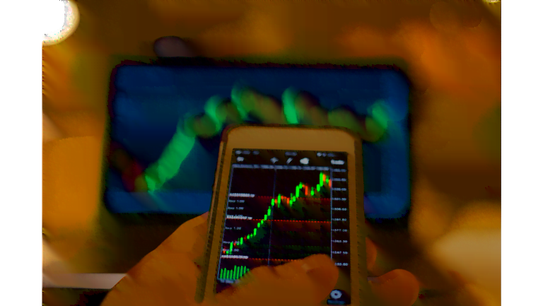 Revolutionize Your Investments with Webull Forex Trading - ForexCracked